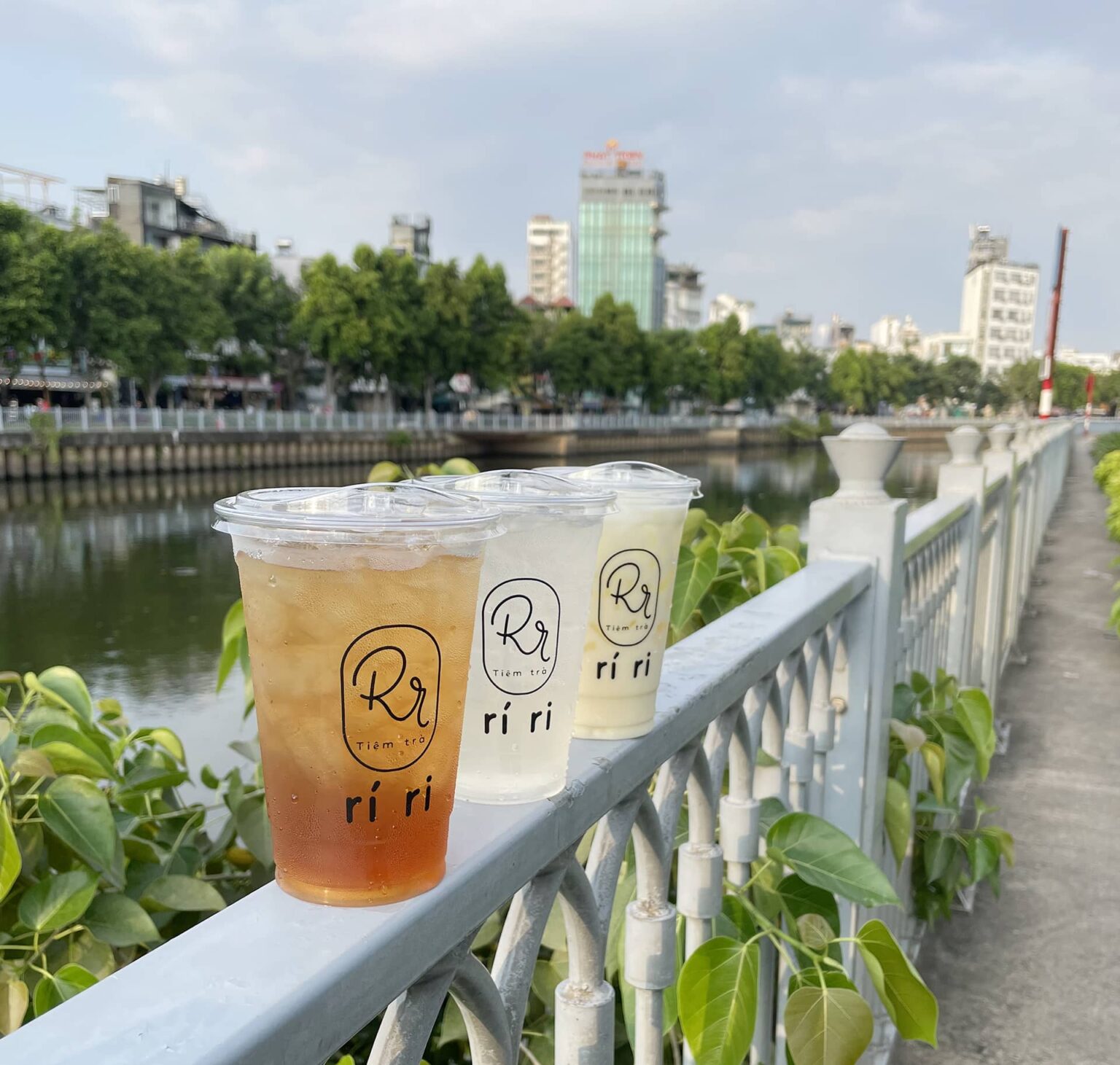 Danh sách 12 quán cà phê vỉa hè ở Sài Gòn dành cho bạn trẻ có gu - Tiệm ...